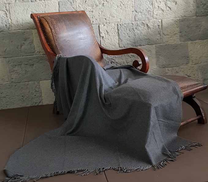 Dentro Home | Charcoal grey Sable cashmere large throw blanket